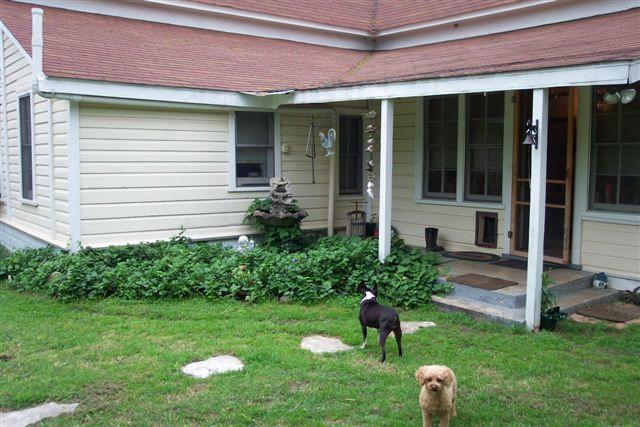 1905 Farmhouse in Marlin, Texas - OldHouses.com