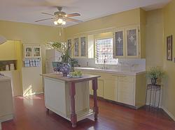 c. 1897 Queen Anne Victorian in Los Angeles, California - OldHouses.com