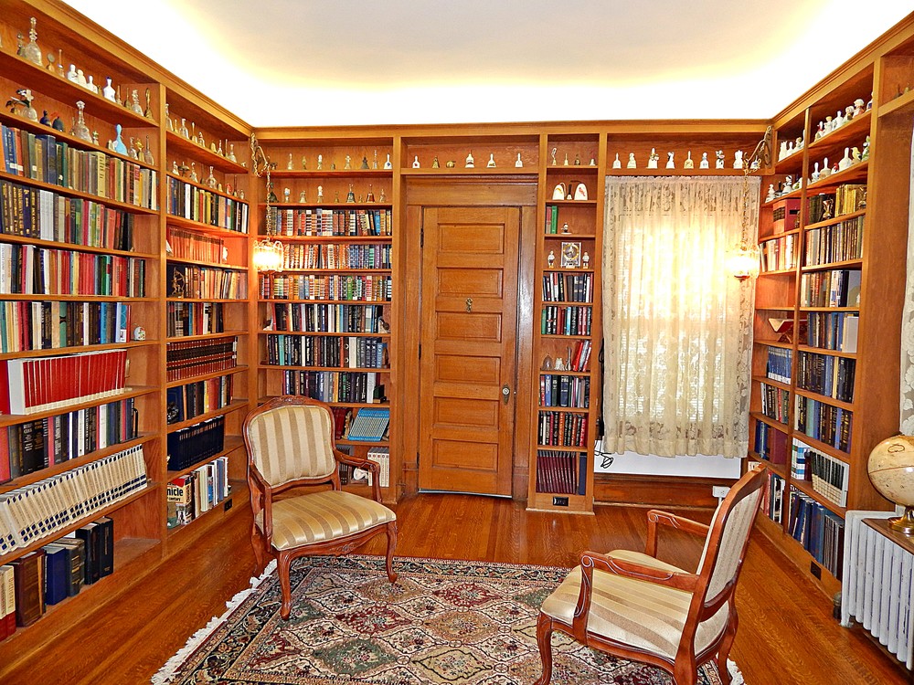 1908 Colonial For Sale in Hoopeston, Illinois - OldHouses.com