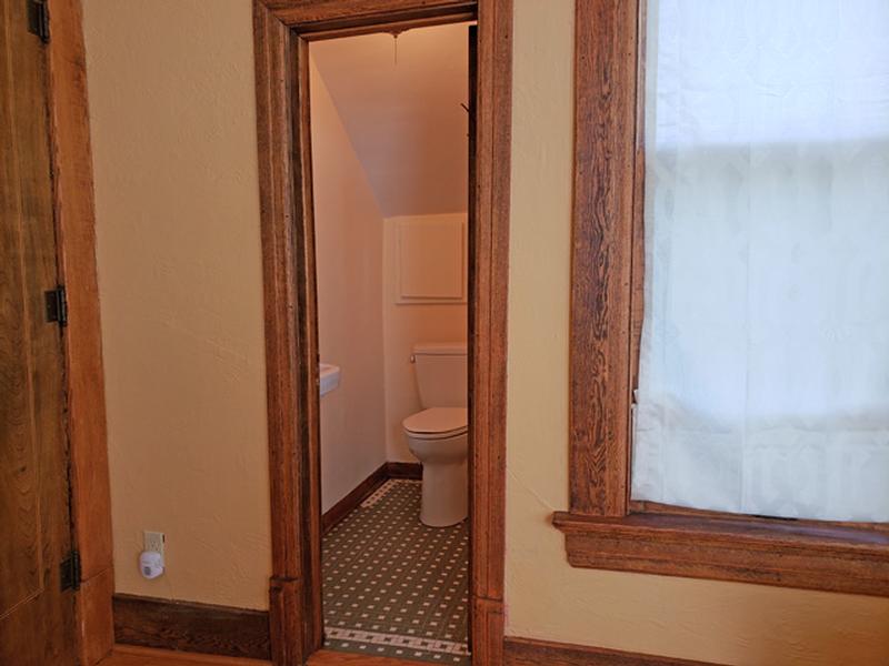 1890 Victorian Sold in Marshfield, Wisconsin - OldHouses.com