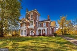 1817 Italianate Off Market in Taneytown, Maryland - OldHouses.com