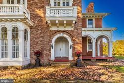 1817 Italianate Off Market in Taneytown, Maryland - OldHouses.com